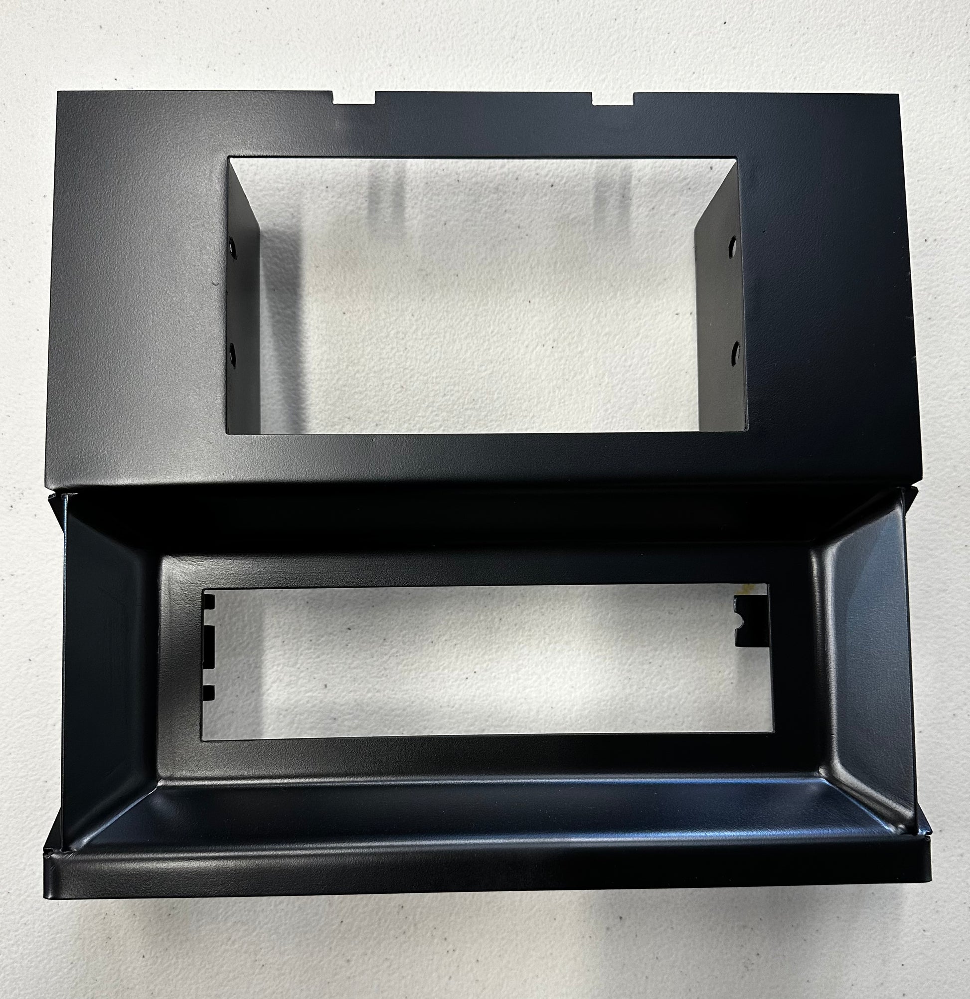 GQ dash insert + Headunit – Crowe Custom